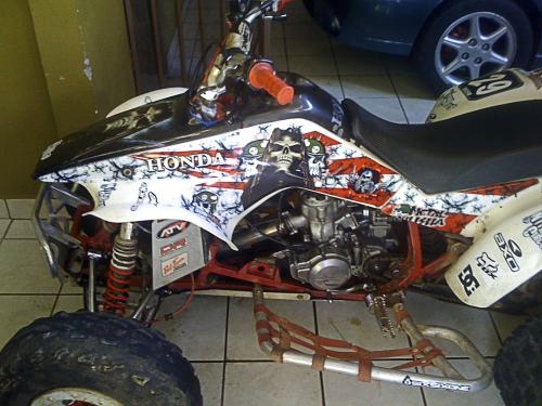 Vendo o cambio honda diablo en San José - Autos | 21875