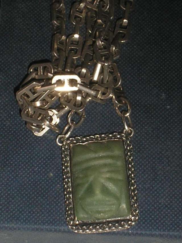 Cadena de plata con dije de jade diseño precolombino en Alajuela ...